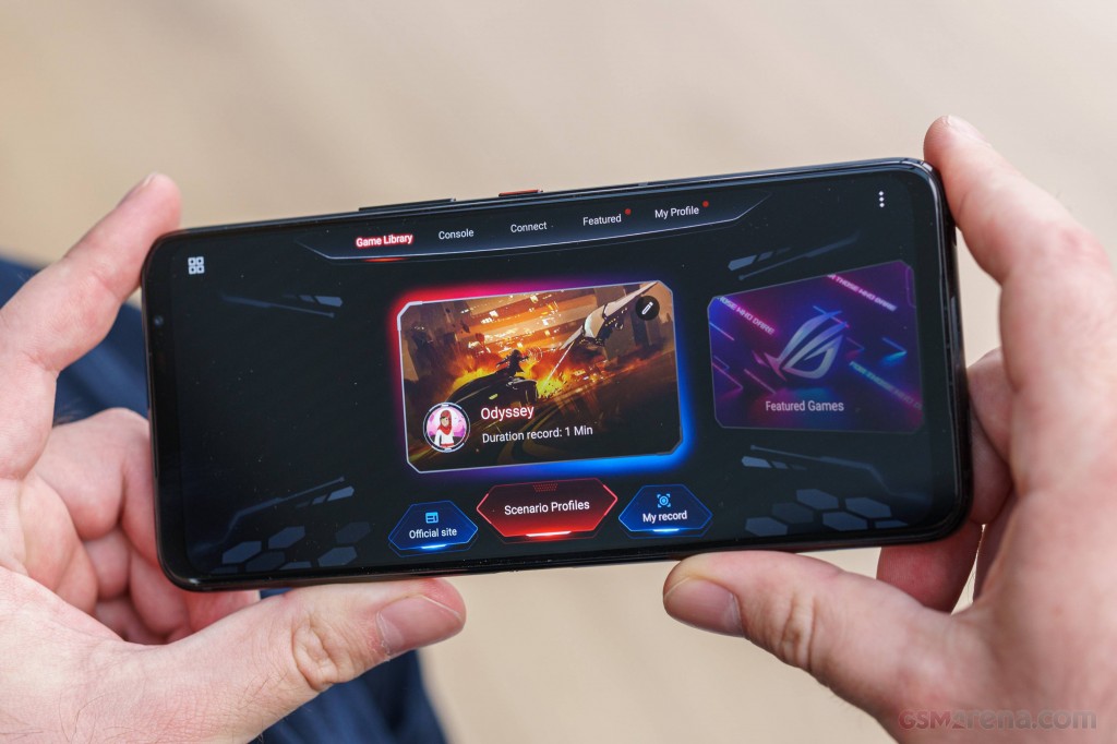 Asus ROG Phone 7 Ultimate pictures, official photos
