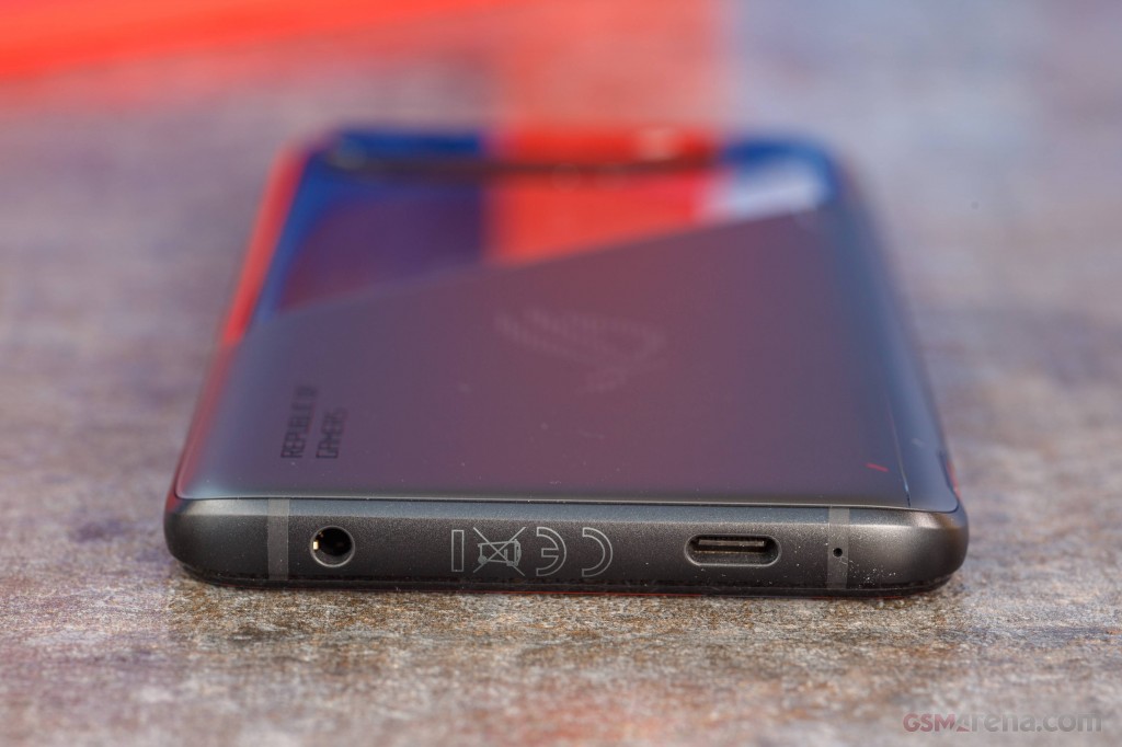 Asus ROG Phone 7 pictures, official photos