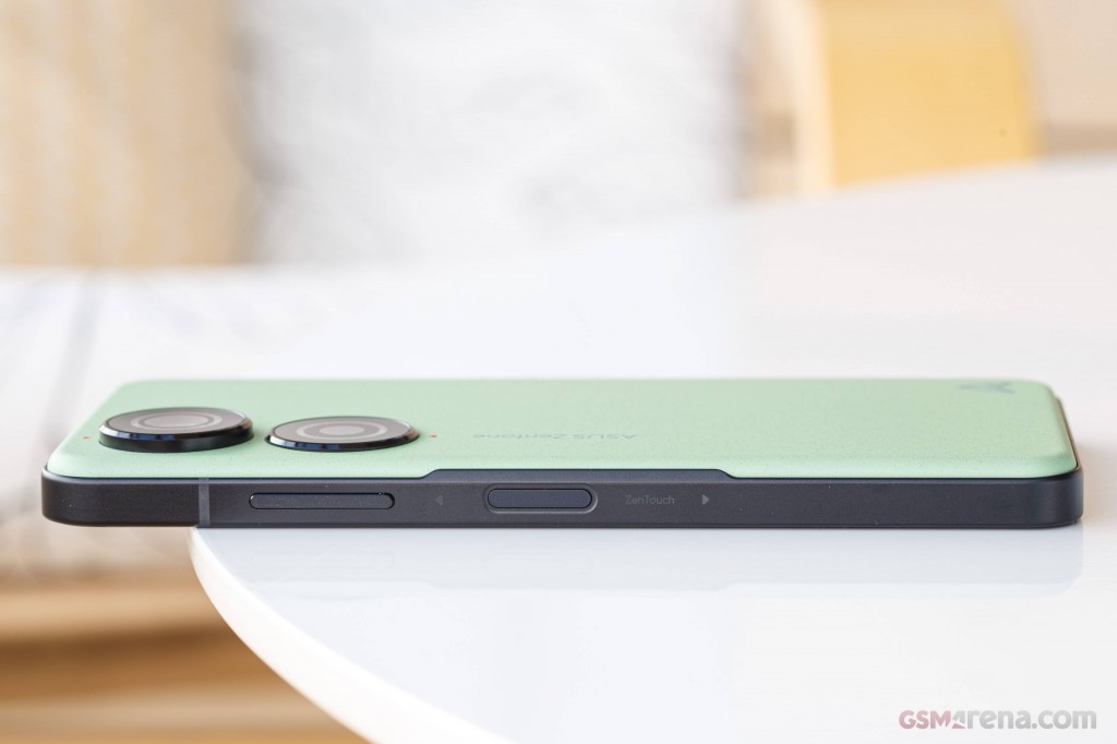 Asus Zenfone 10 pictures, official photos