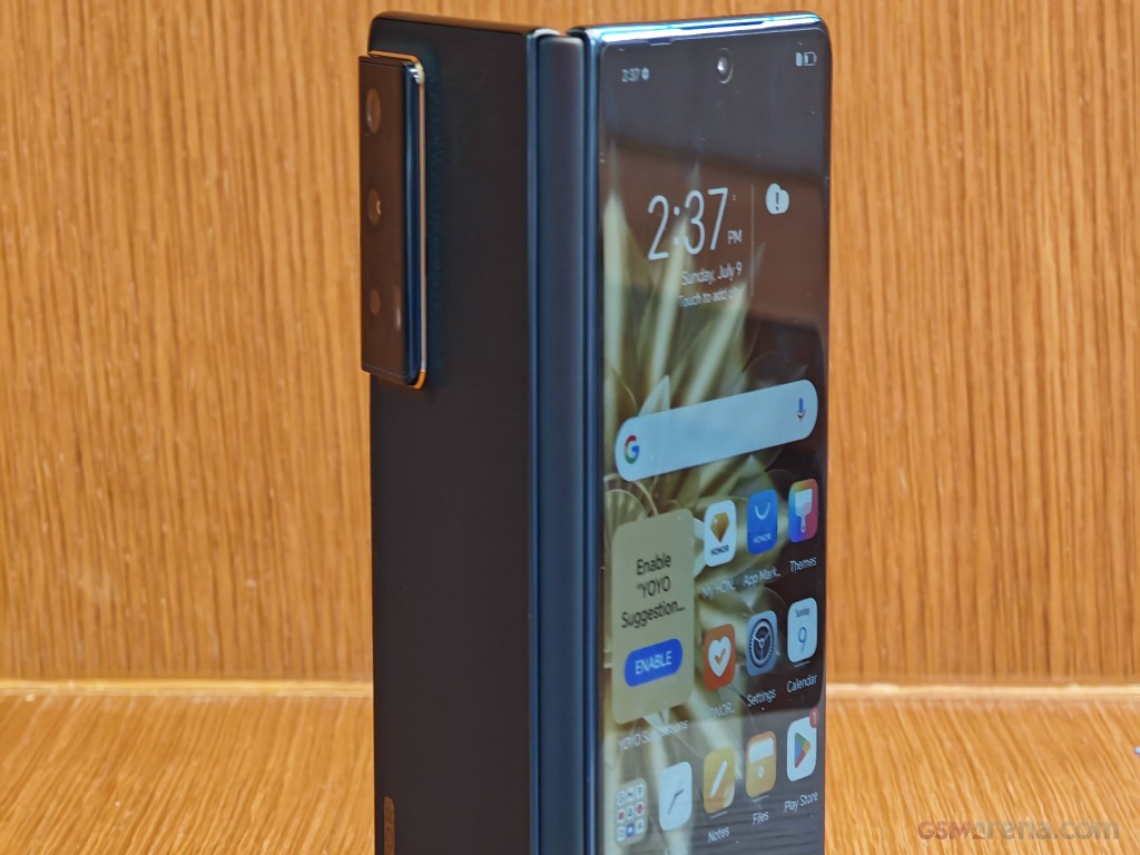 Honor Magic V2 pictures, official photos