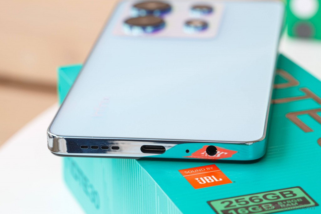 Infinix Note 30 pictures, official photos