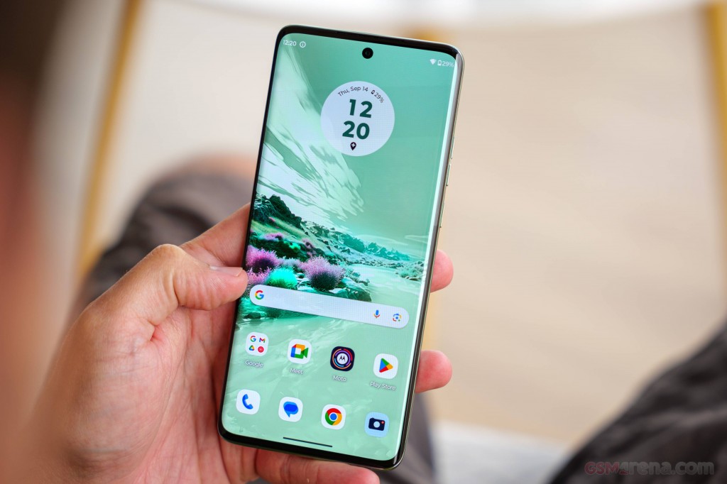 Motorola Edge 40 Neo pictures, official photos