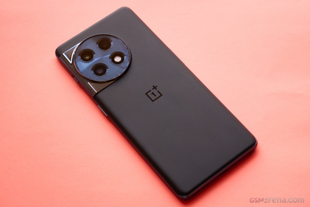OnePlus 11R pictures, official photos
