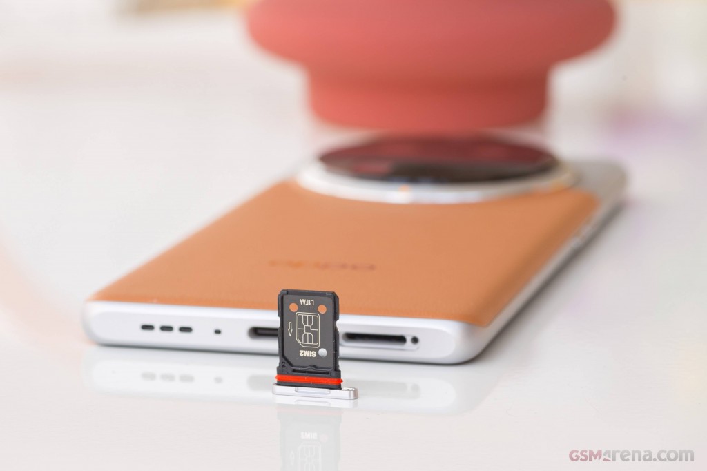 Oppo Find X6 Pro pictures, official photos