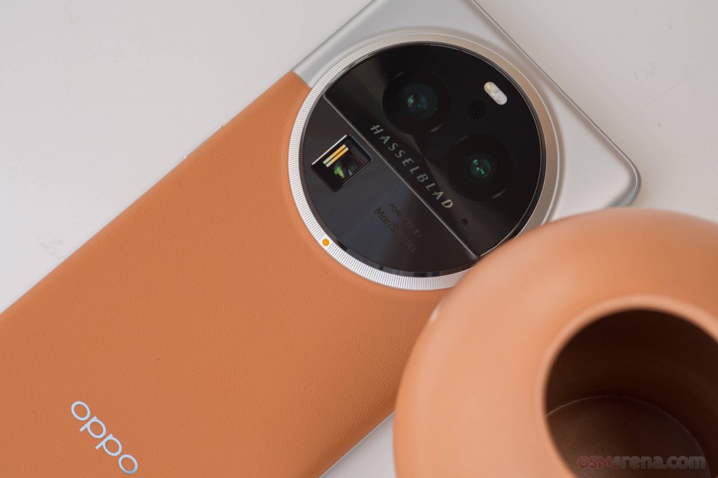 Oppo Find X6 Pro pictures, official photos