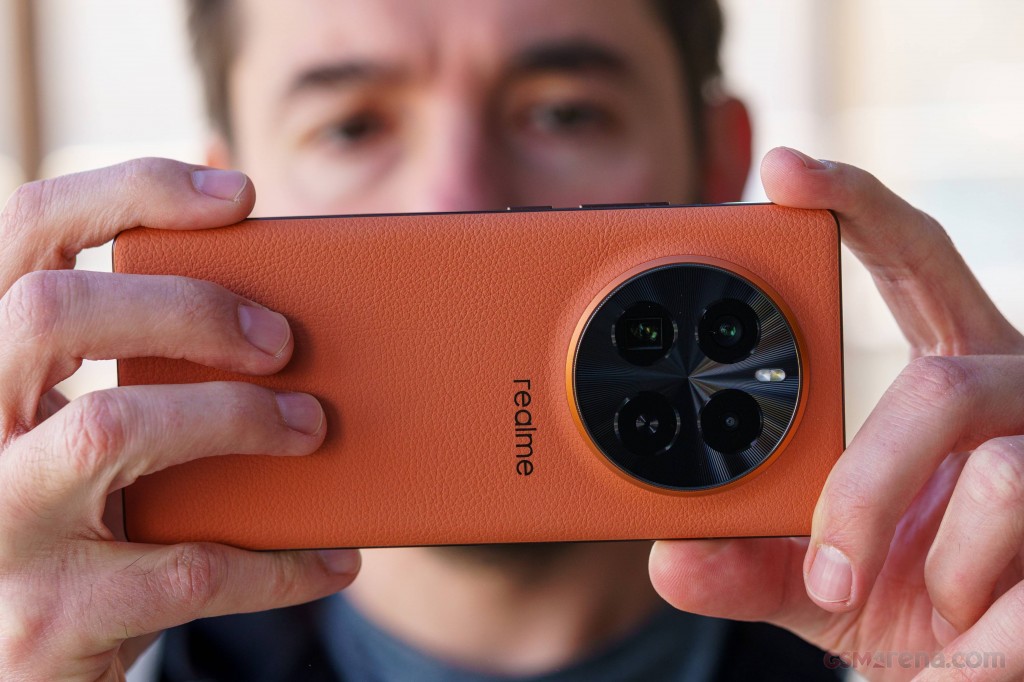 Realme GT5 Pro pictures, official photos