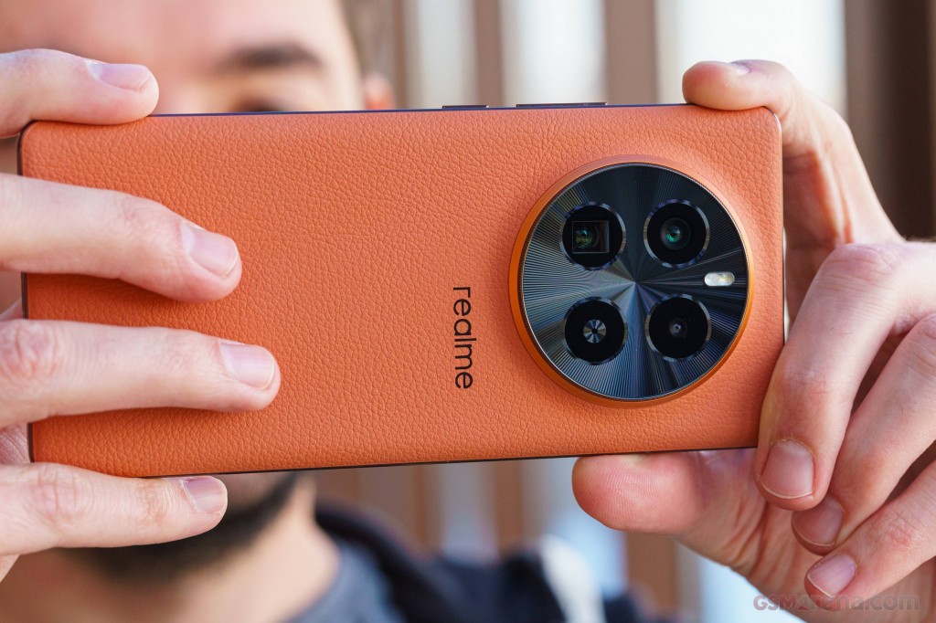 Realme GT5 Pro pictures, official photos