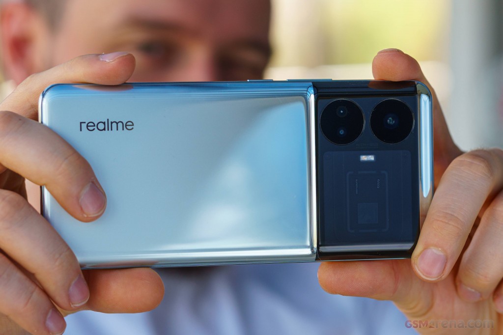 Realme GT5 pictures, official photos