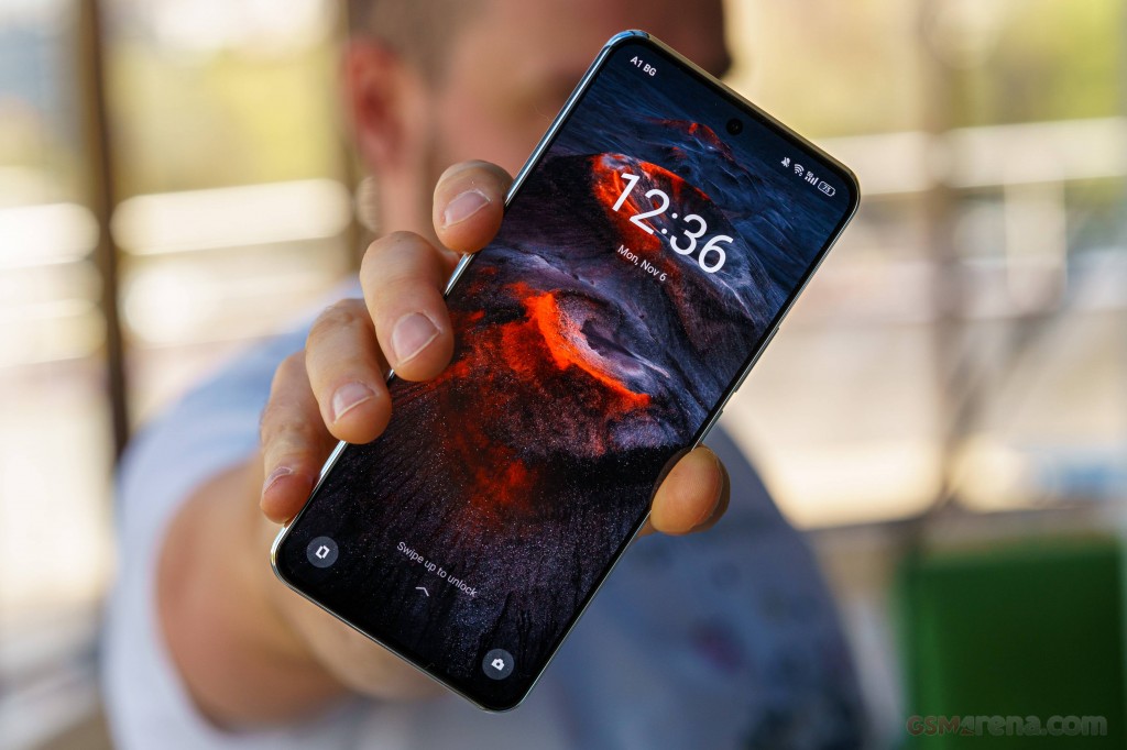 Realme GT5 pictures, official photos