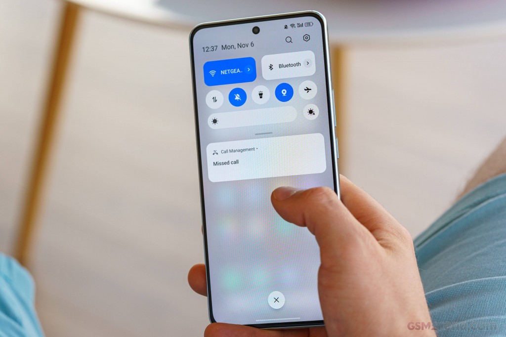 Realme GT5 pictures, official photos