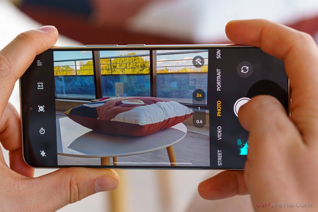 Realme GT5 pictures, official photos