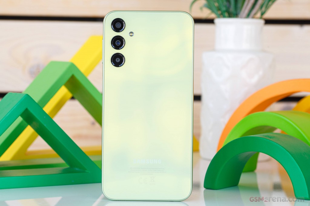 Samsung Galaxy A24 4G pictures, official photos