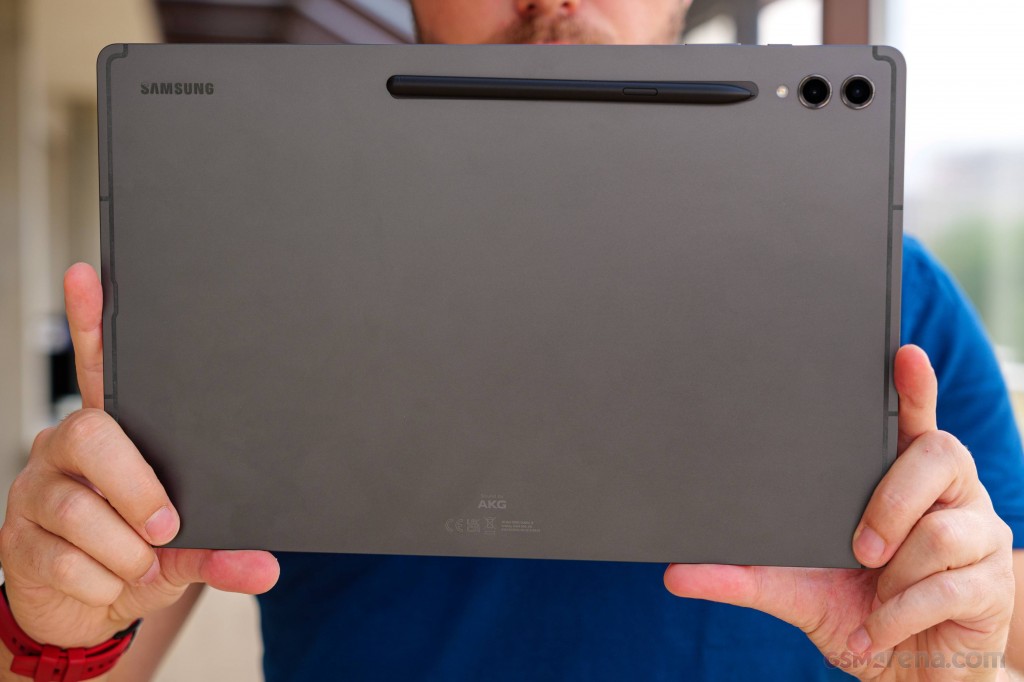 Samsung Galaxy Tab S9 Ultra pictures, official photos