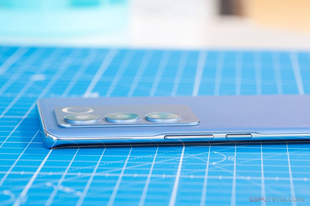 vivo V27 Pro pictures, official photos