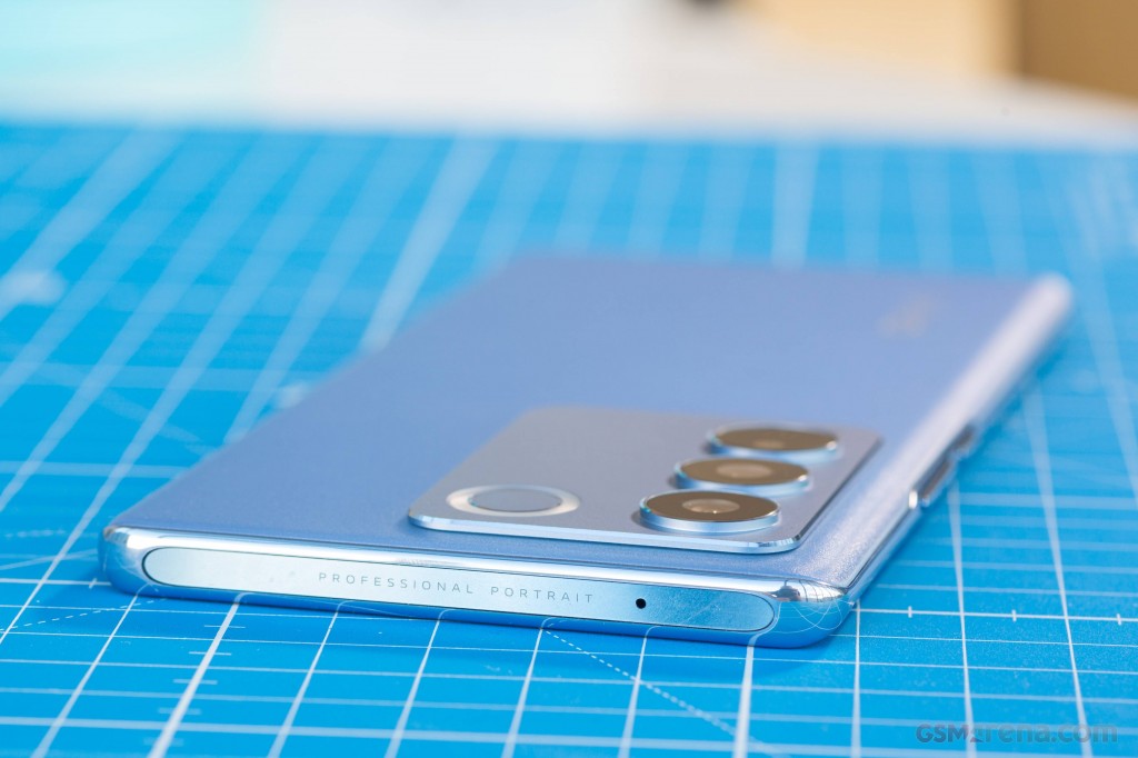 vivo V27 Pro pictures, official photos