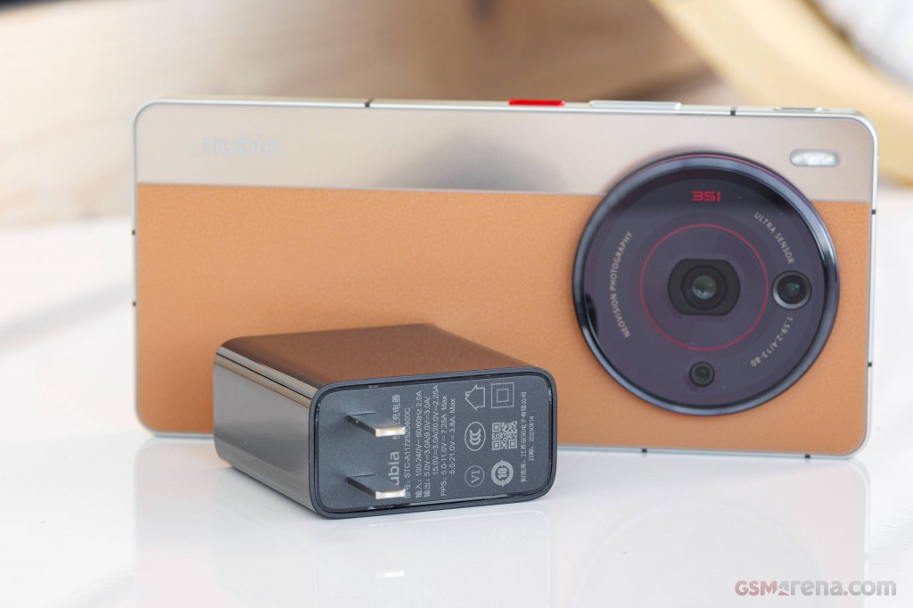 ZTE nubia Z50S Pro pictures, official photos