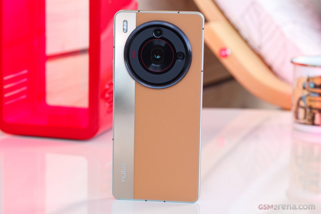ZTE nubia Z50S Pro pictures, official photos