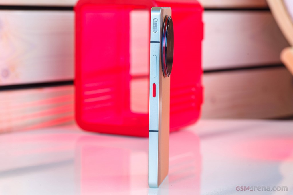 ZTE nubia Z50S Pro pictures, official photos