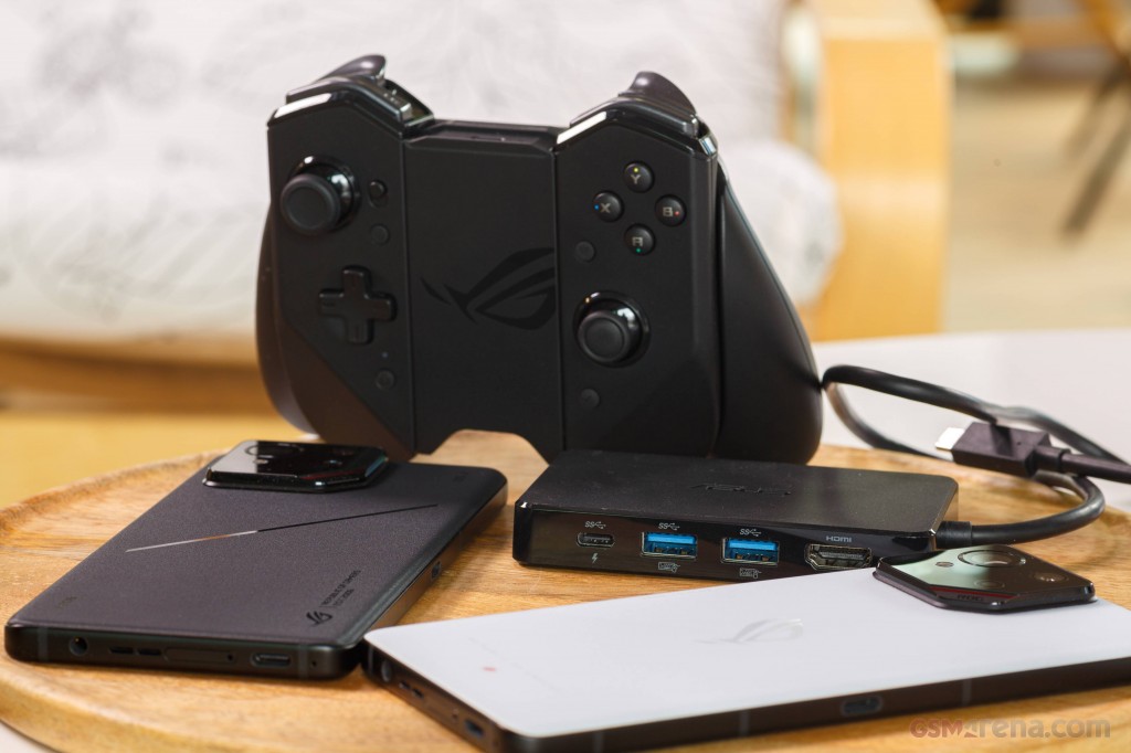 Asus ROG Phone 9 Pro pictures, official photos