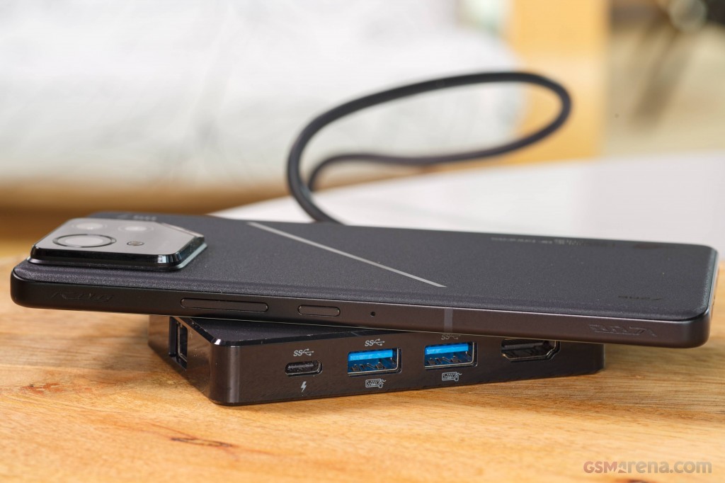 Asus ROG Phone 9 Pro pictures, official photos