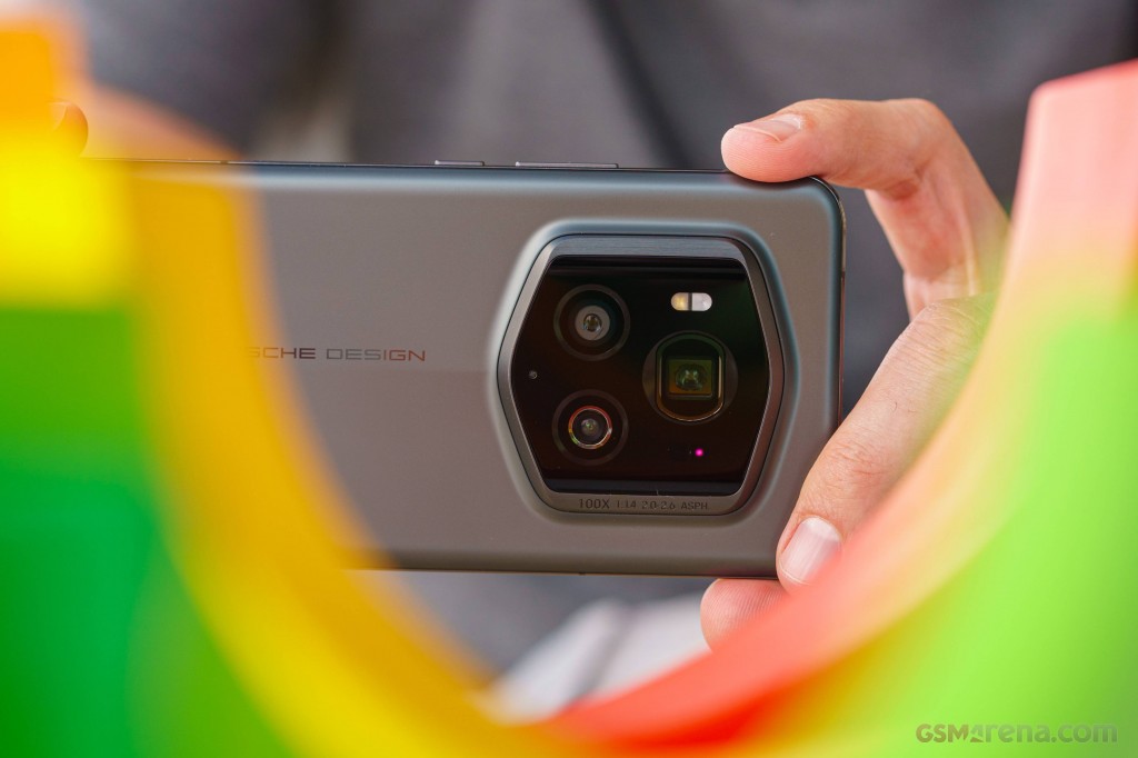 Honor Magic6 RSR Porsche Design pictures, official photos