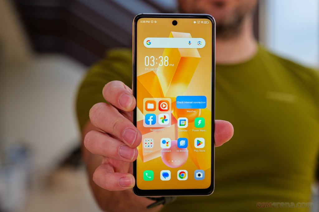 Infinix Hot 40 Pro pictures, official photos