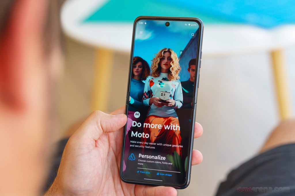 Motorola Razr 50 Ultra pictures, official photos