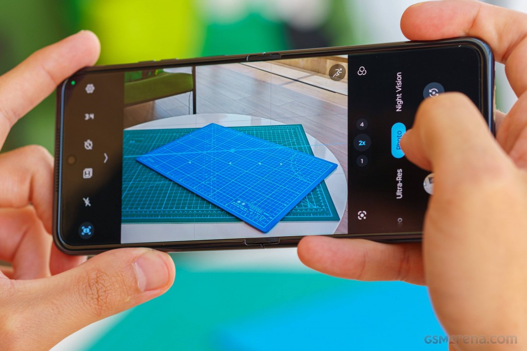 Motorola Razr 50 Ultra pictures, official photos