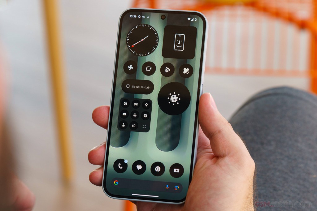 Nothing Phone (2a) Plus pictures, official photos