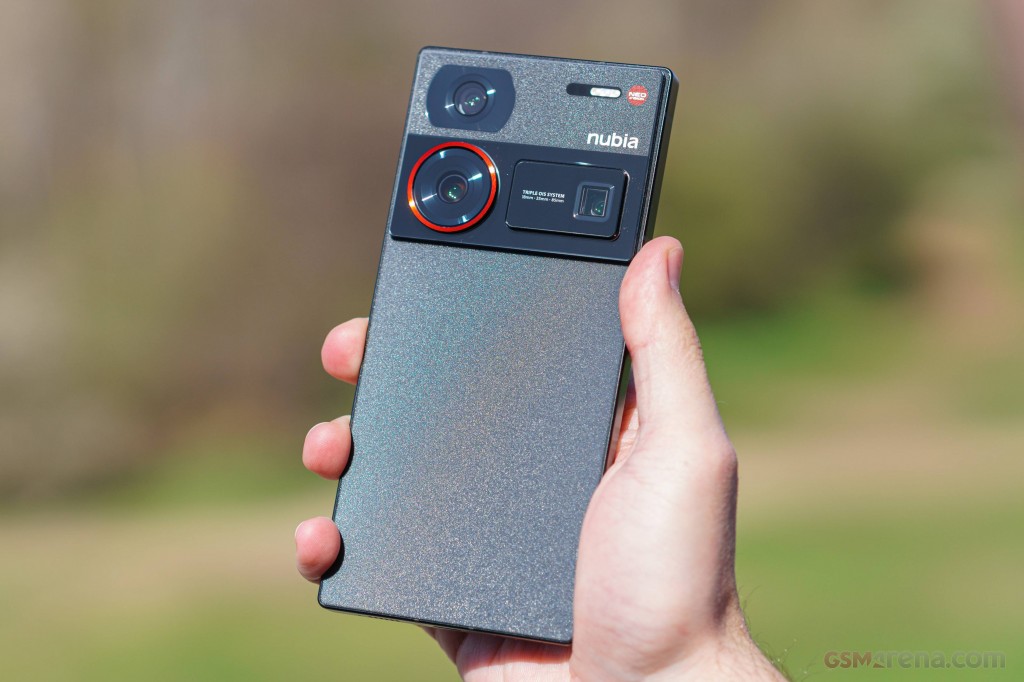 ZTE nubia Z60 Ultra pictures, official photos