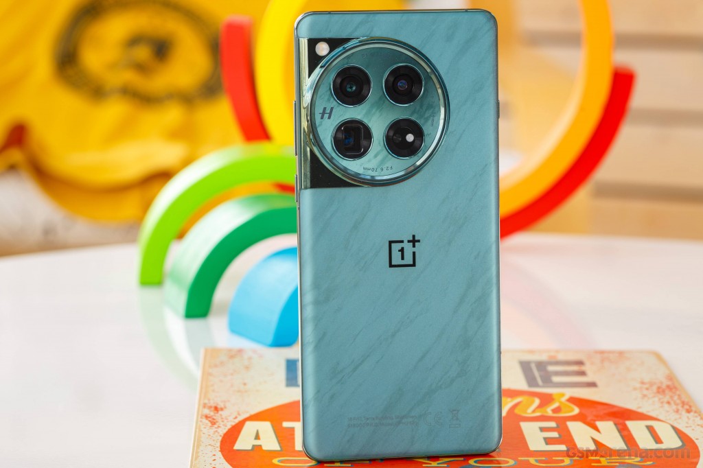 OnePlus 12 pictures, official photos