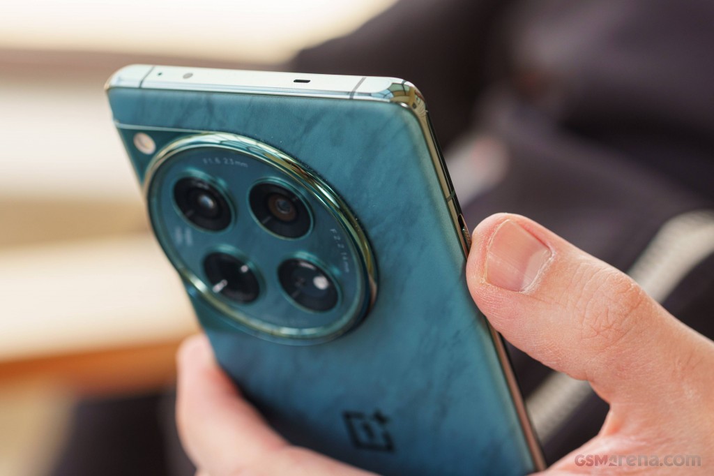 OnePlus 12 pictures, official photos