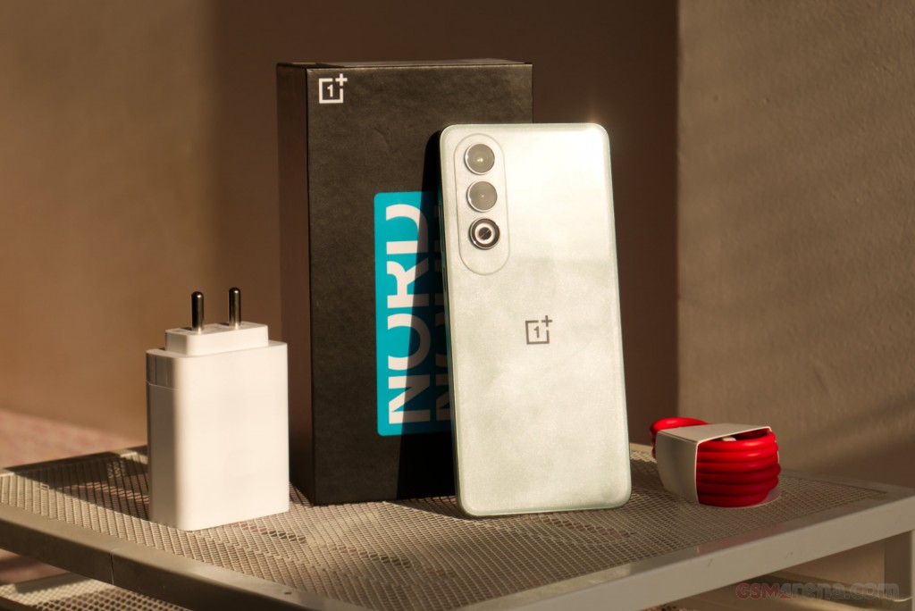 OnePlus Nord CE4 pictures, official photos