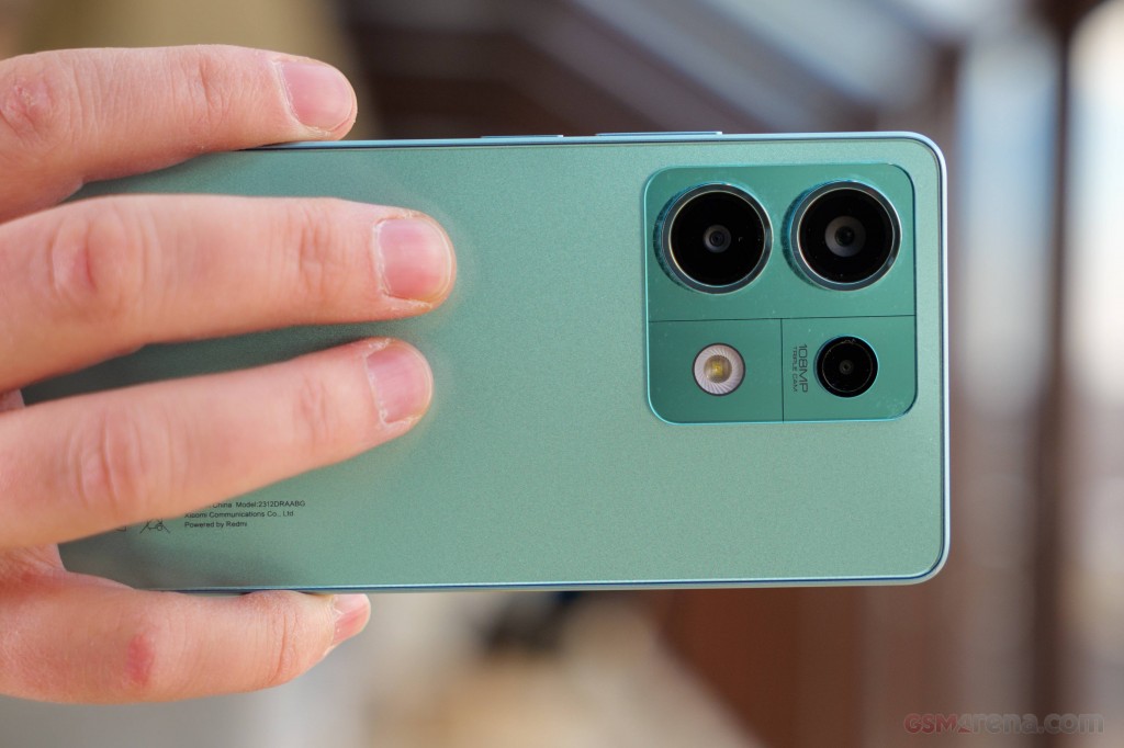 Xiaomi Redmi Note 13 pictures, official photos