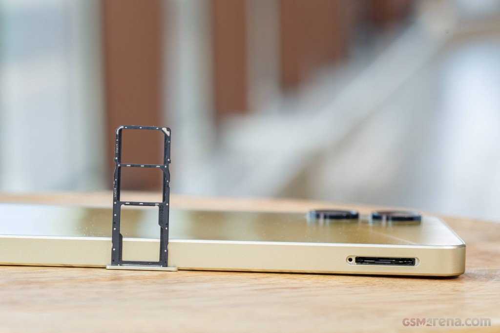 Samsung Galaxy A06 pictures, official photos