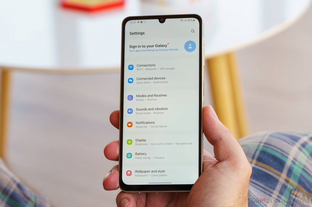 Samsung Galaxy A06 pictures, official photos