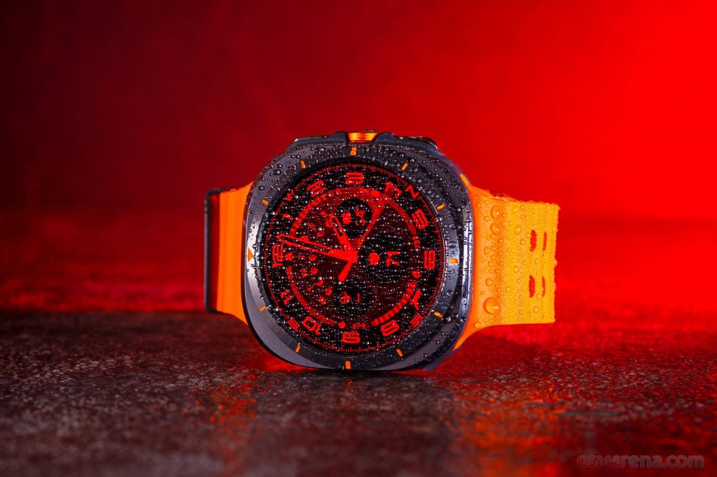 Samsung Galaxy Watch Ultra pictures, official photos