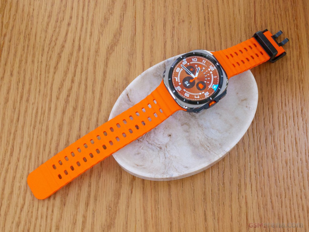 Samsung Galaxy Watch Ultra pictures, official photos