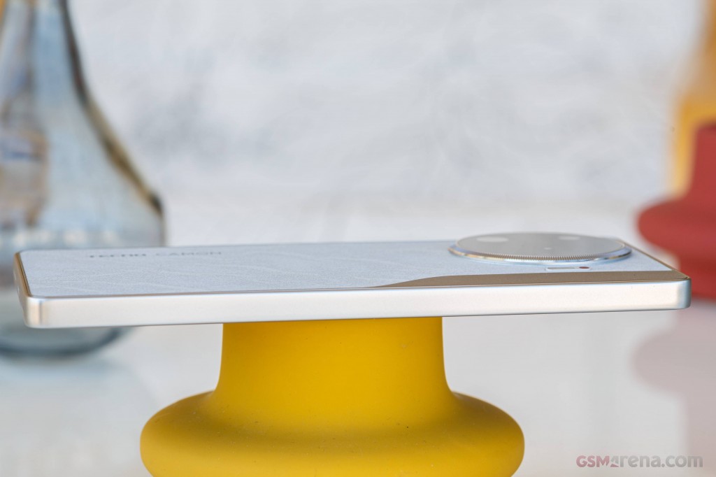 Tecno Camon 30 Pro pictures, official photos