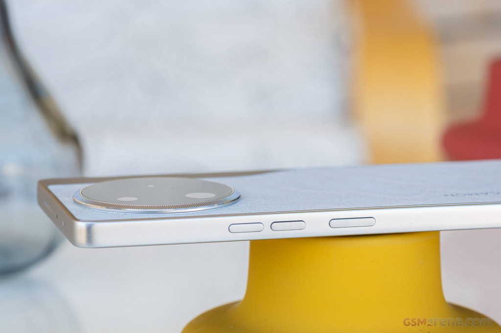 Tecno Camon 30 Pro pictures, official photos