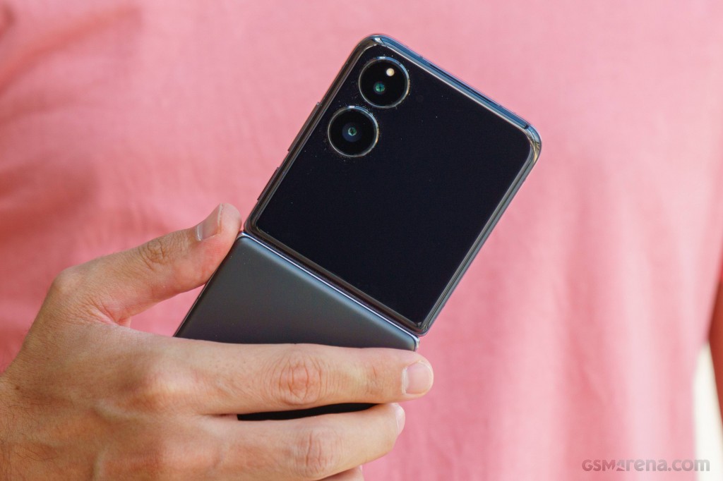 Xiaomi Mix Flip pictures, official photos