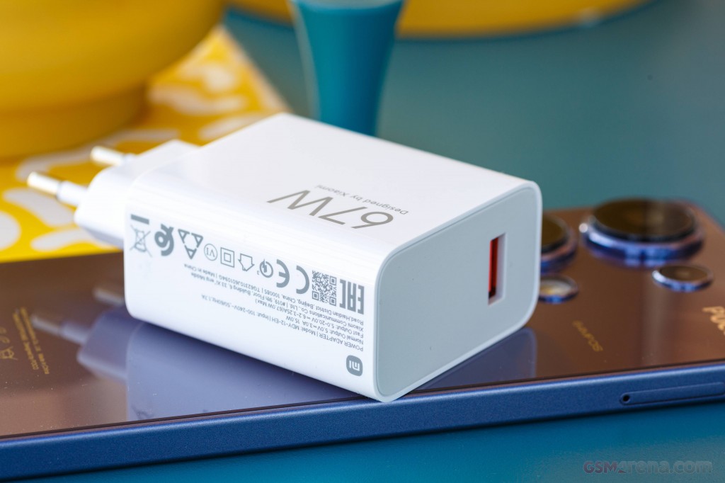 Xiaomi Poco M6 Pro 4G pictures, official photos