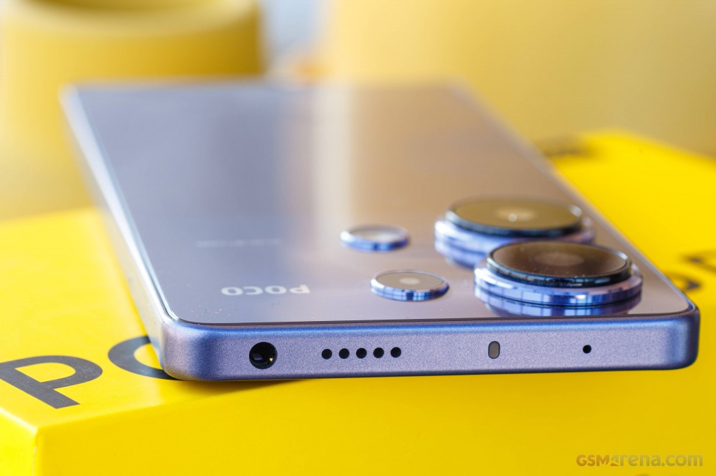 Xiaomi Poco M6 Pro 4G pictures, official photos