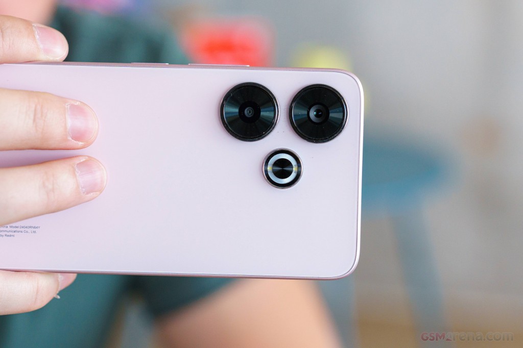 Xiaomi Redmi 13 pictures, official photos