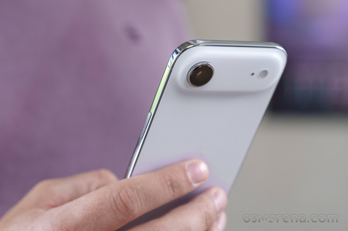 Apple iPhone Air review: Design and build