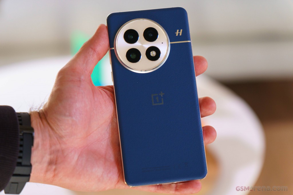 OnePlus 13 pictures, official photos