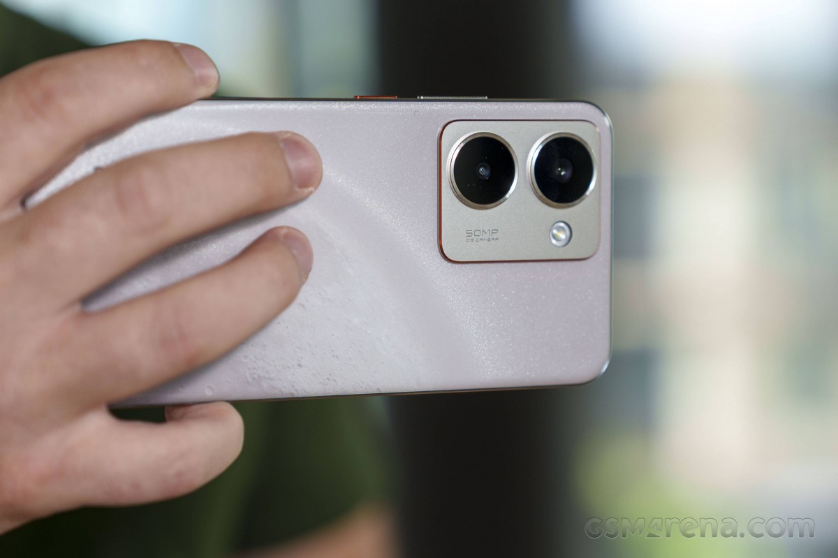 Realme P3 Ultra review: Design, build quality, handling