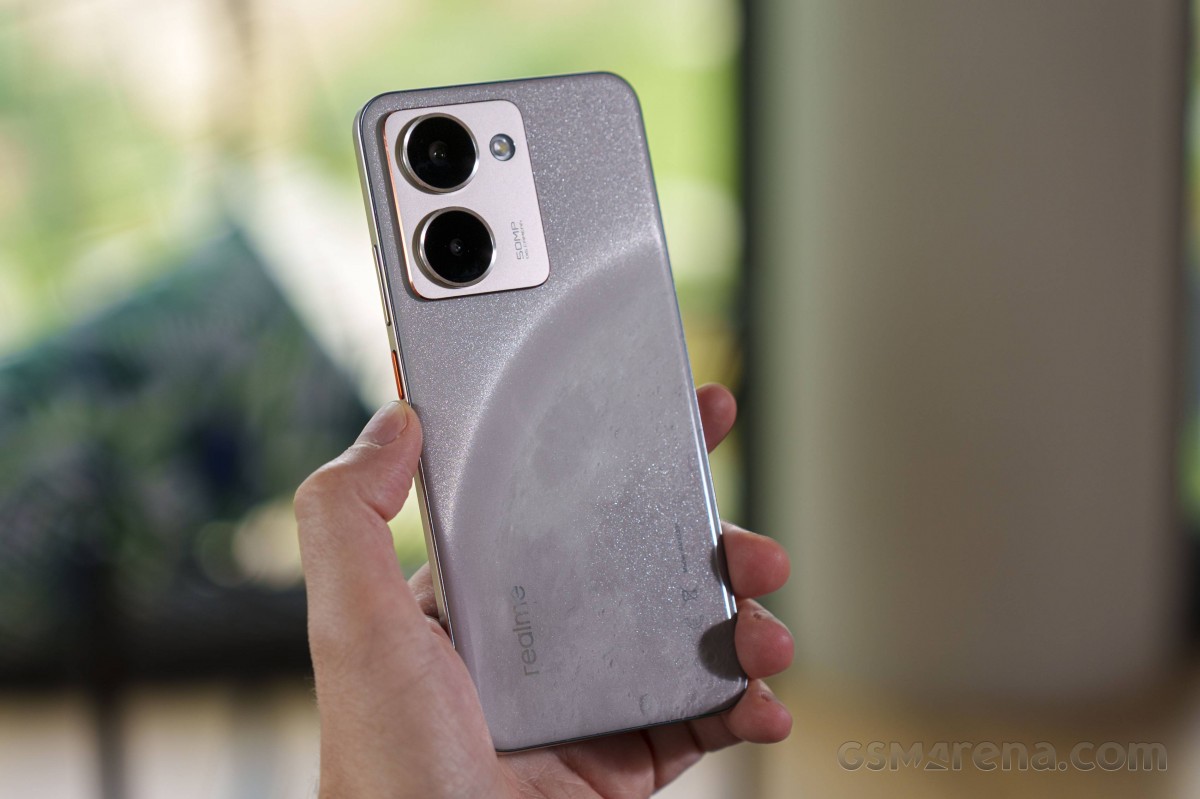 Realme P3 Ultra review: Design, build quality, handling