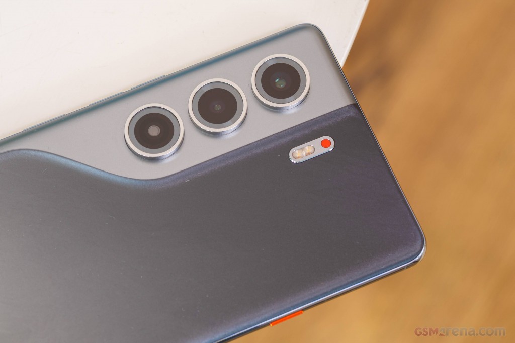 Tecno Camon 40 Pro pictures, official photos