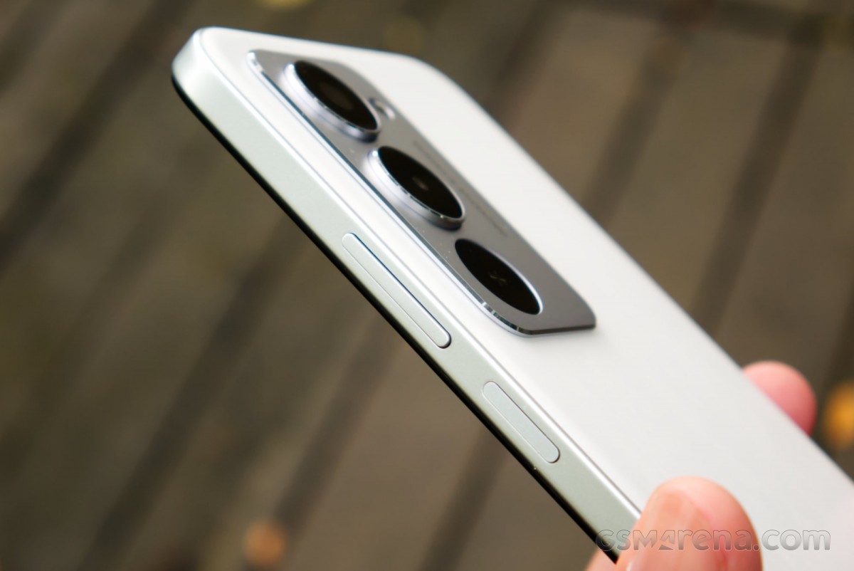 Xiaomi Redmi 15 5G hands-on review: Design, display, battery, speaker